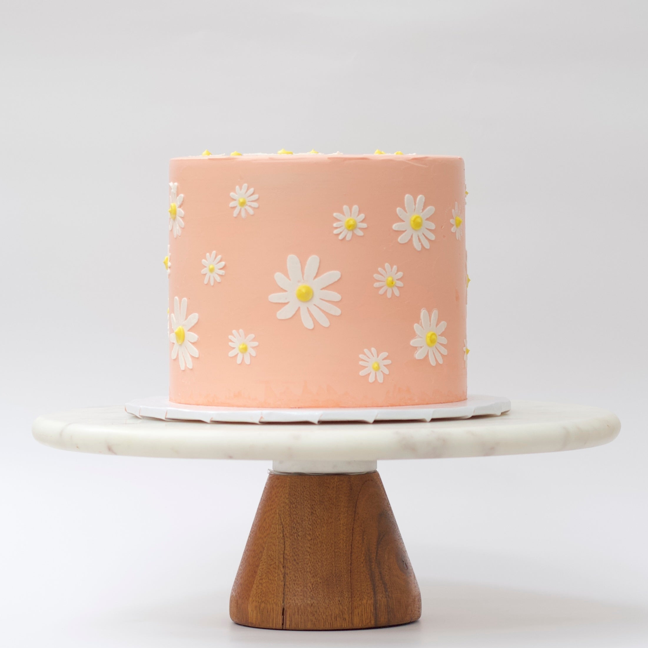 Order online: Daisy cake in Denver – Made by Hand Cakes