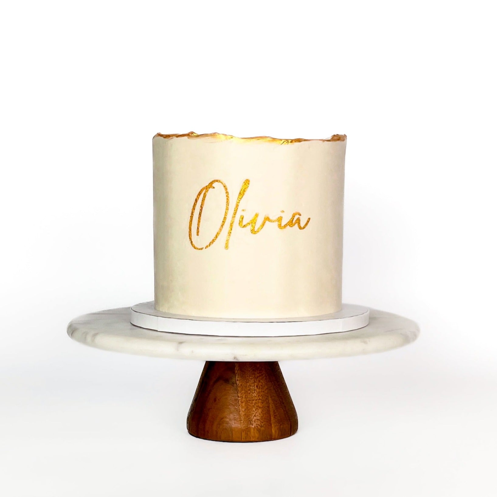 Custom name + Gold edges – Made by Hand Cakes